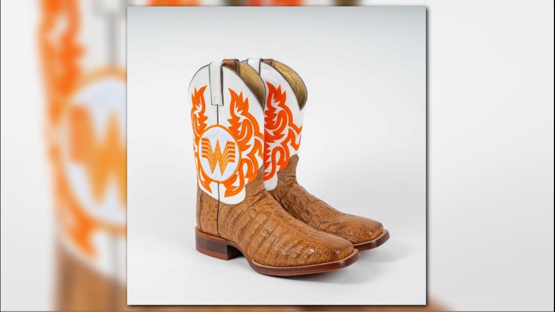 What-a-SWAG! Whataburger gifts Randy Rogers exclusive boots for his ...