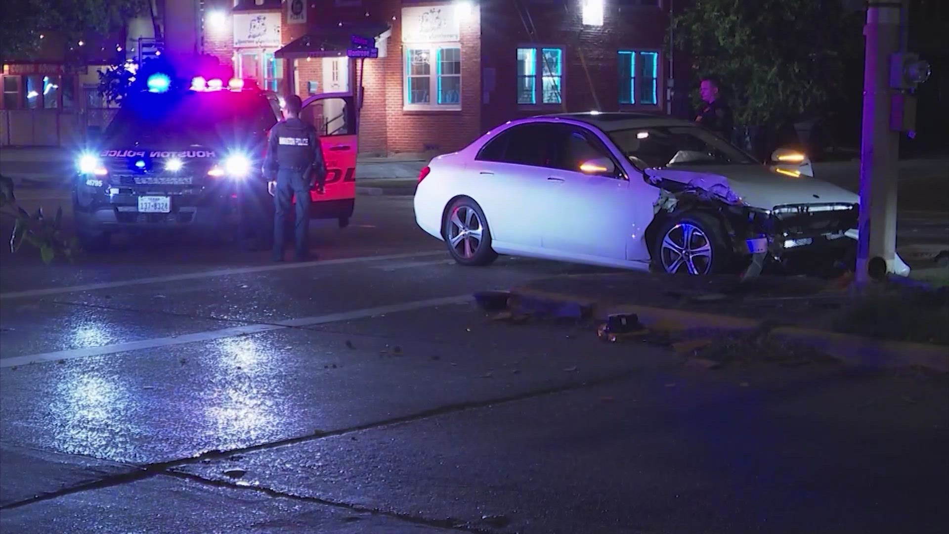 Man shot during carjacking in Montrose | Houston, Texas crime | khou.com