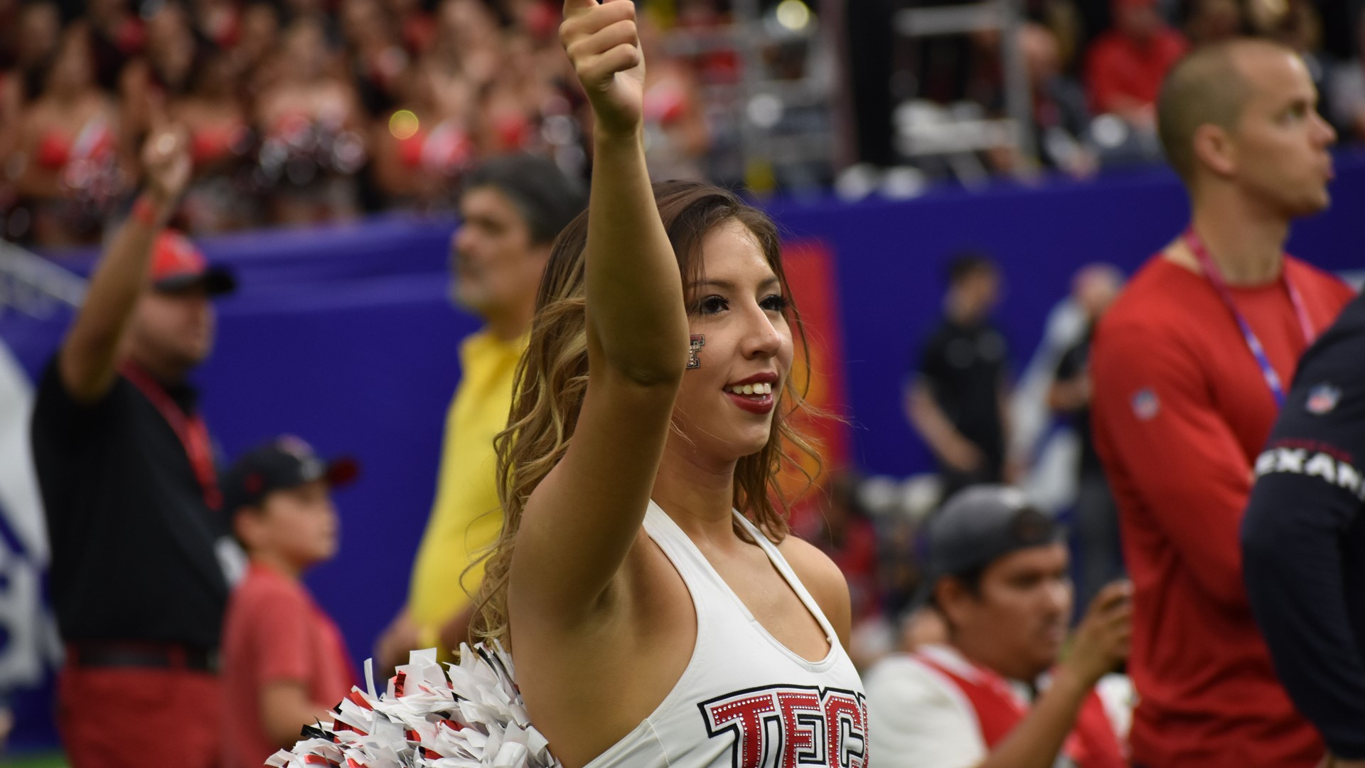 SLIDESHOWS: Texas Tech, Ole Miss spirit squads and marching bands at ...