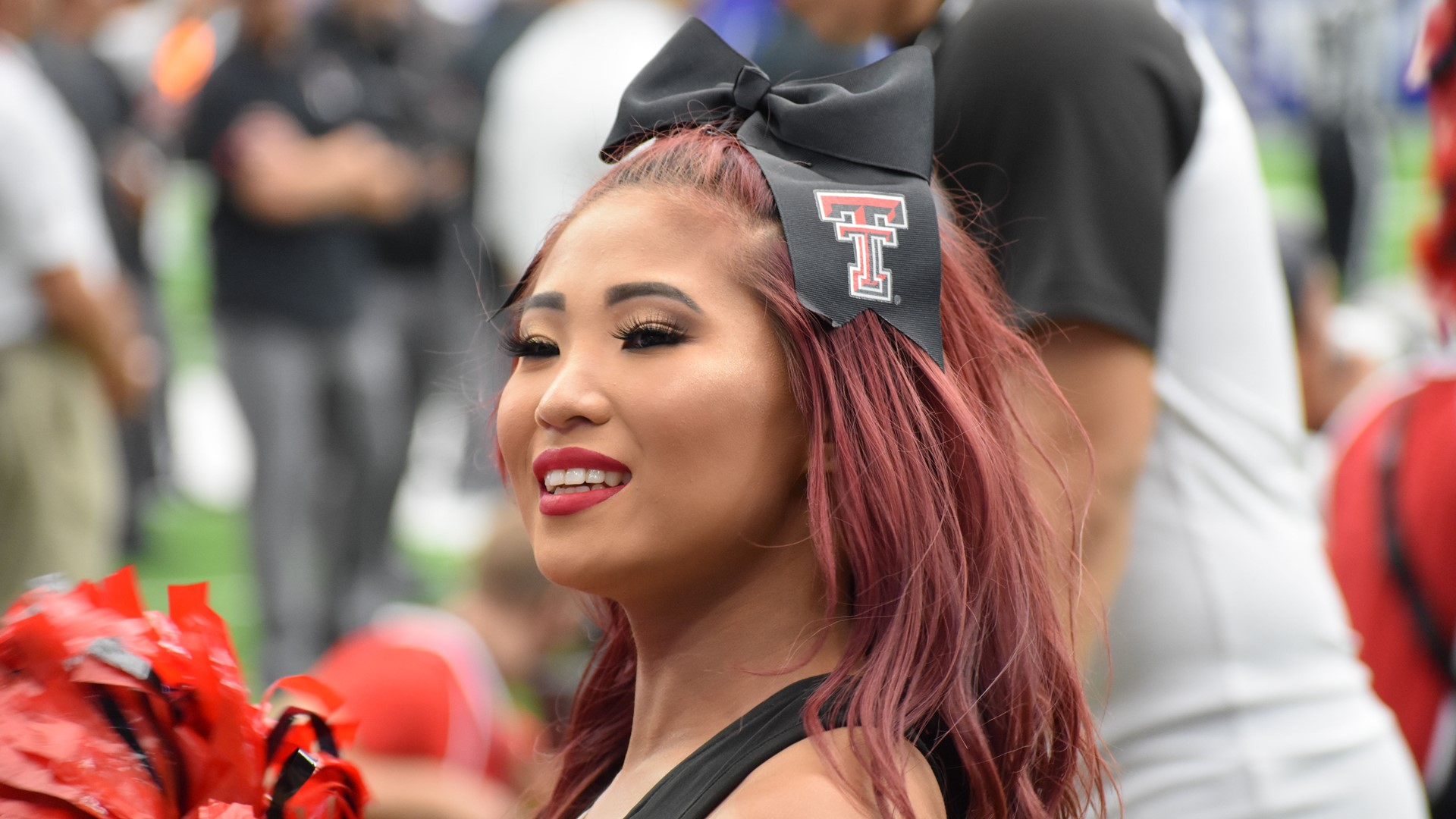 Photos: Texas Tech Cheerleaders, Pom Squad, Band at 2018 Advocare Texas ...