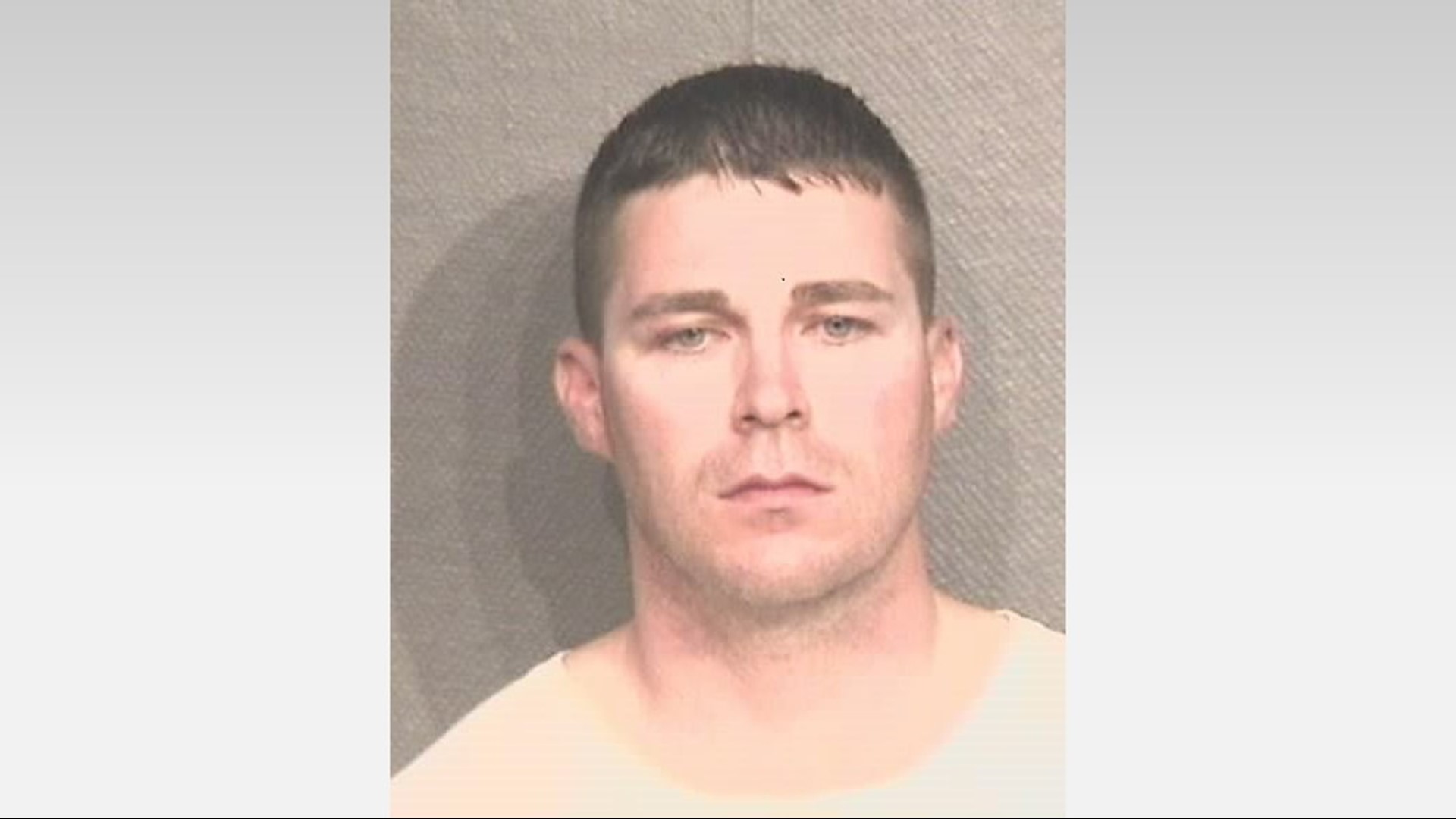 Houston firefighter charged with burglary | khou.com