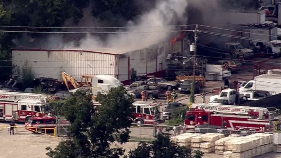 Firefighters, Hazmat team battle north Houston blaze | khou.com