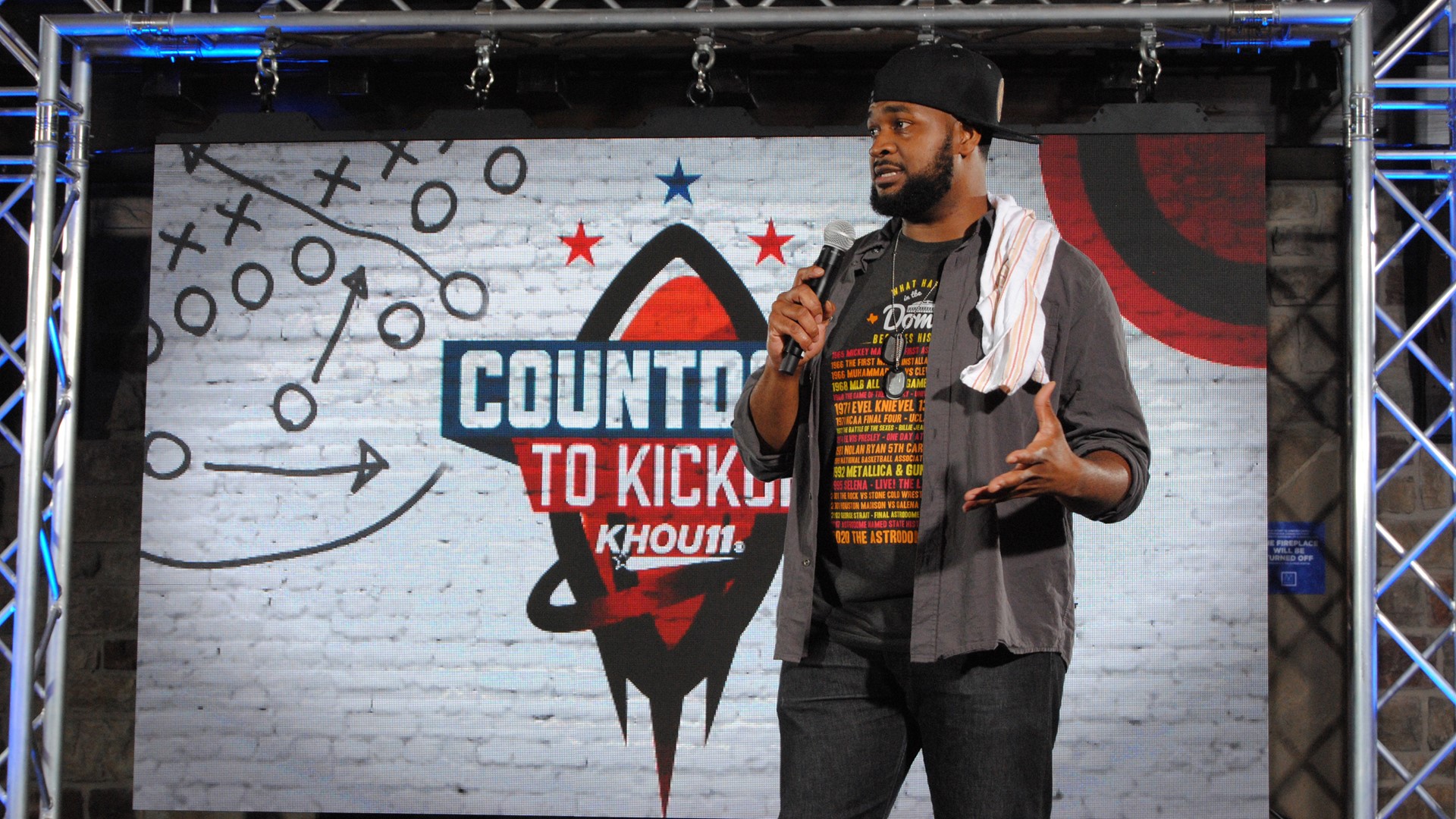 Photos: KHOU 11 hosts Countdown to Kickoff at Memorial City Mall | khou.com