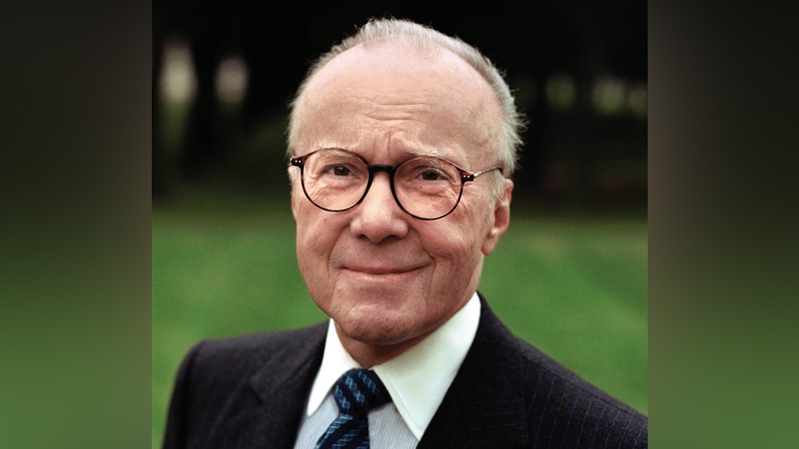 Gerald D. Hines, Houston real estate legend, has died at 95 | khou.com