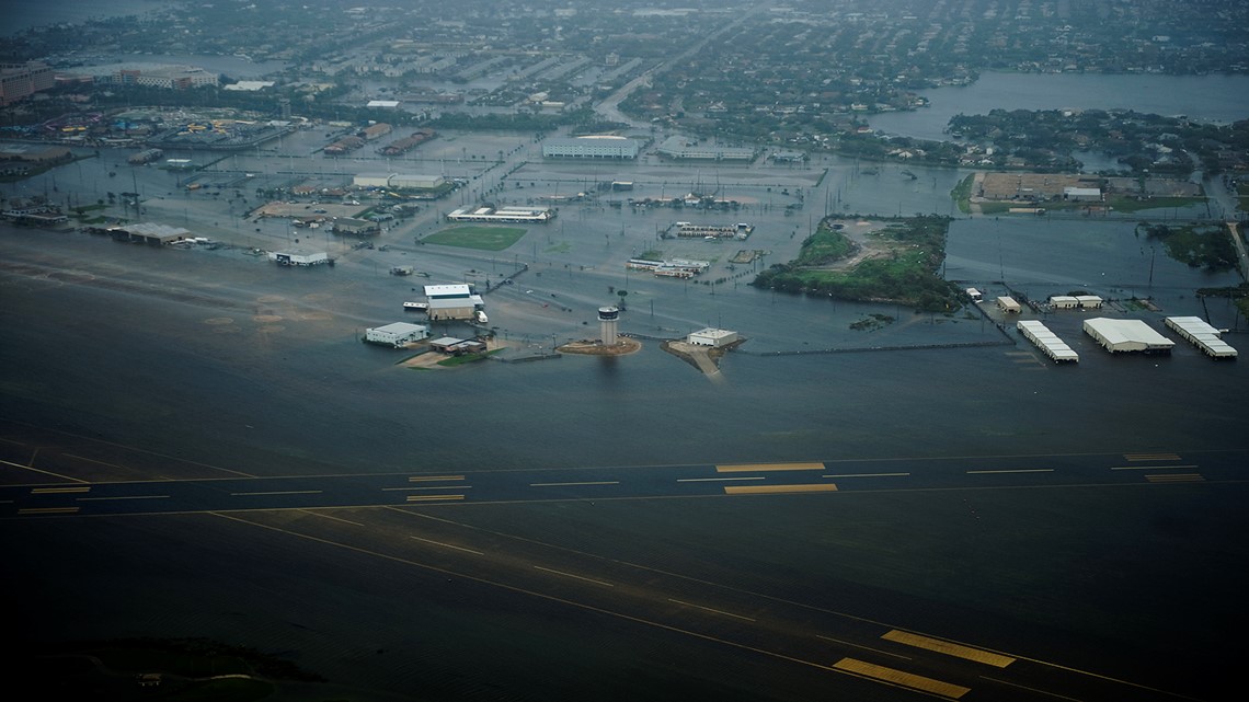 Photos: A look back at the damage caused by Hurricane Ike | khou.com
