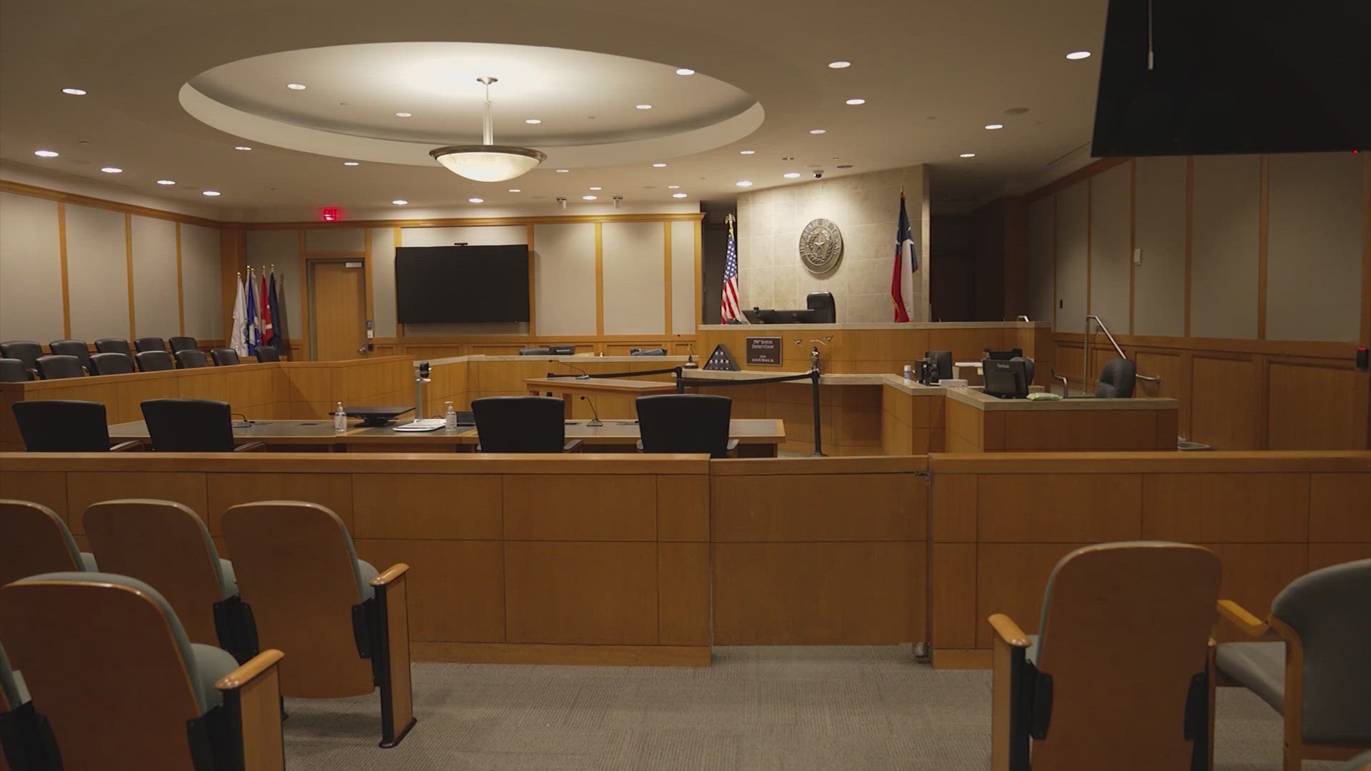Track meet stabbing trial day 2: Jury of 12 with 6 alternates selected ...