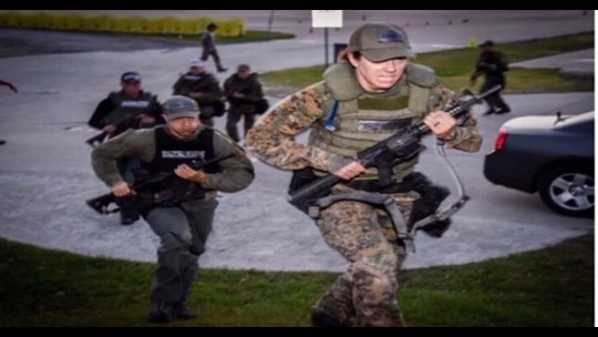 Neighbors you should know: Meet HPD's first female SWAT officer | khou.com