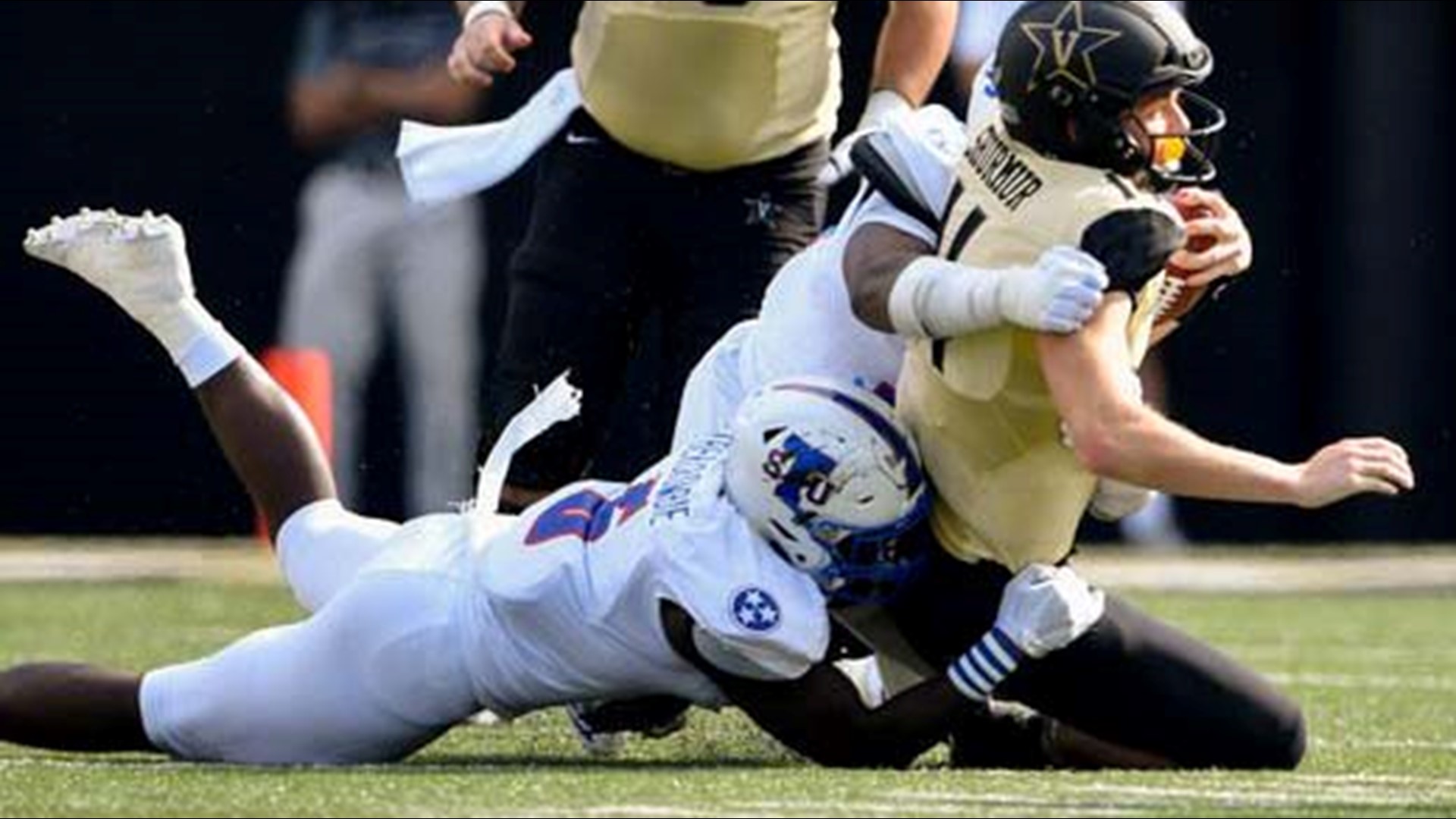 Tennessee State football player critical after head injury during game ...