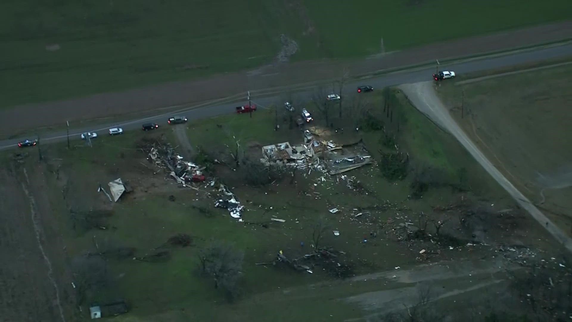 Tornado in Oklahoma: Aerial view of damage in Wayne, McClain County ...