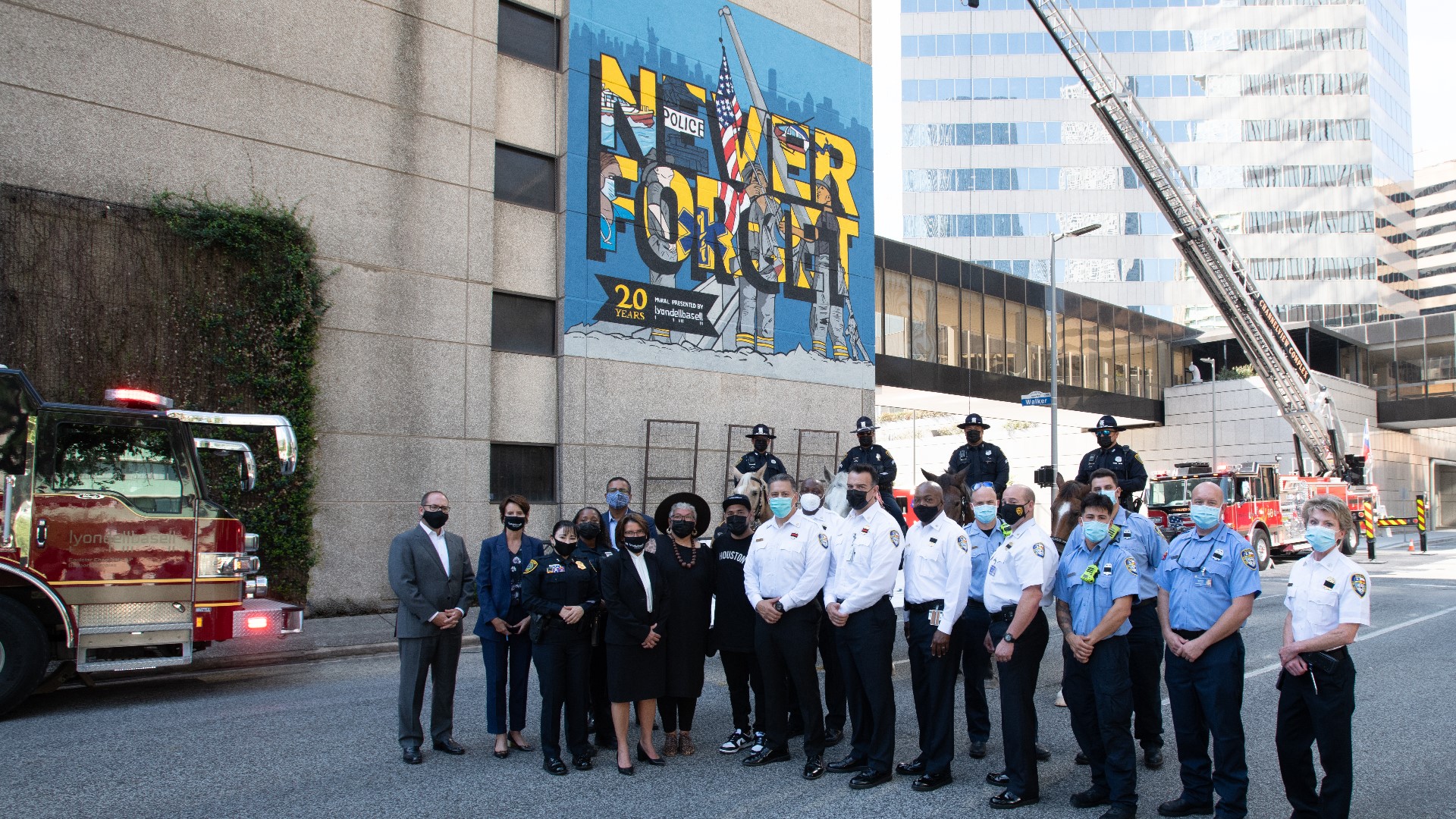 9/11 mural in downtown Houston for 20th anniversary | khou.com