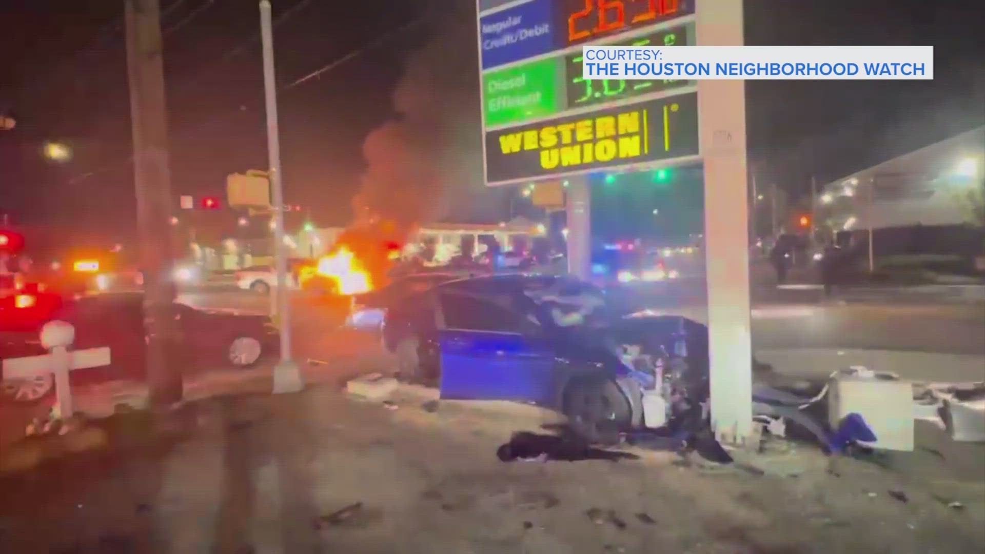 Chase ends in fiery crash near Sharpstown, Houston police say | khou.com