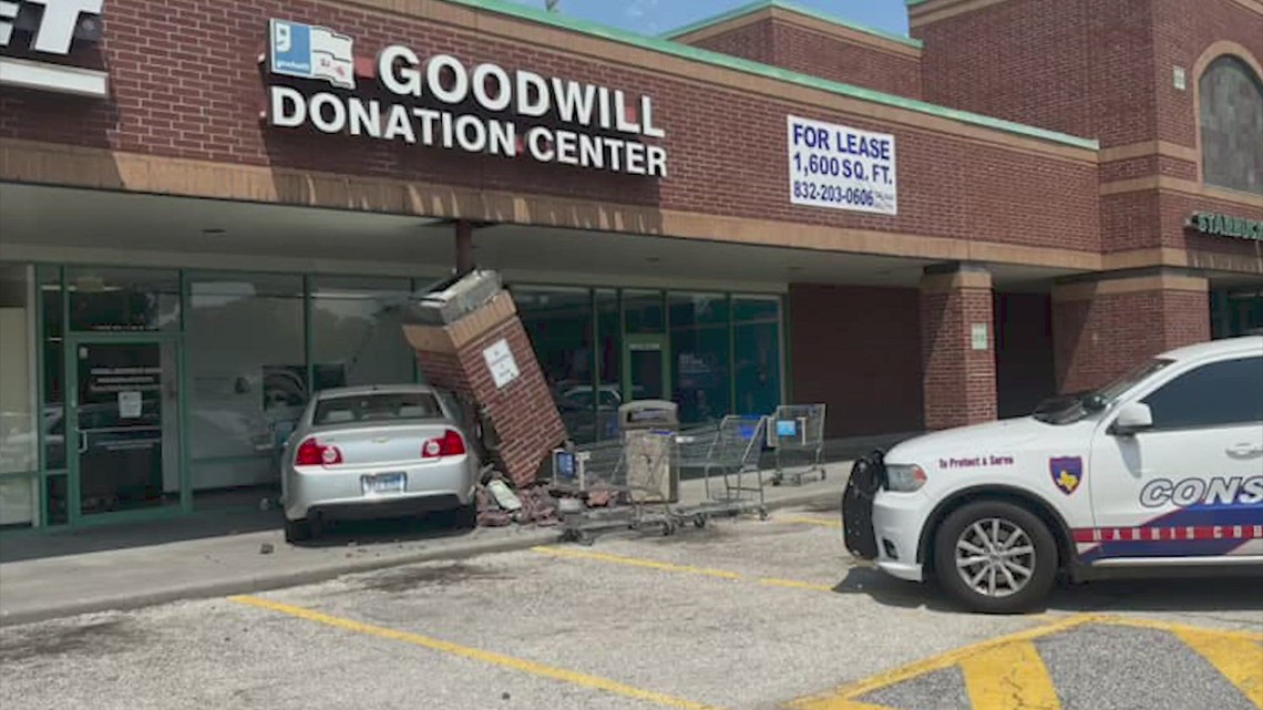Car crashes into Goodwill storefront | khou.com