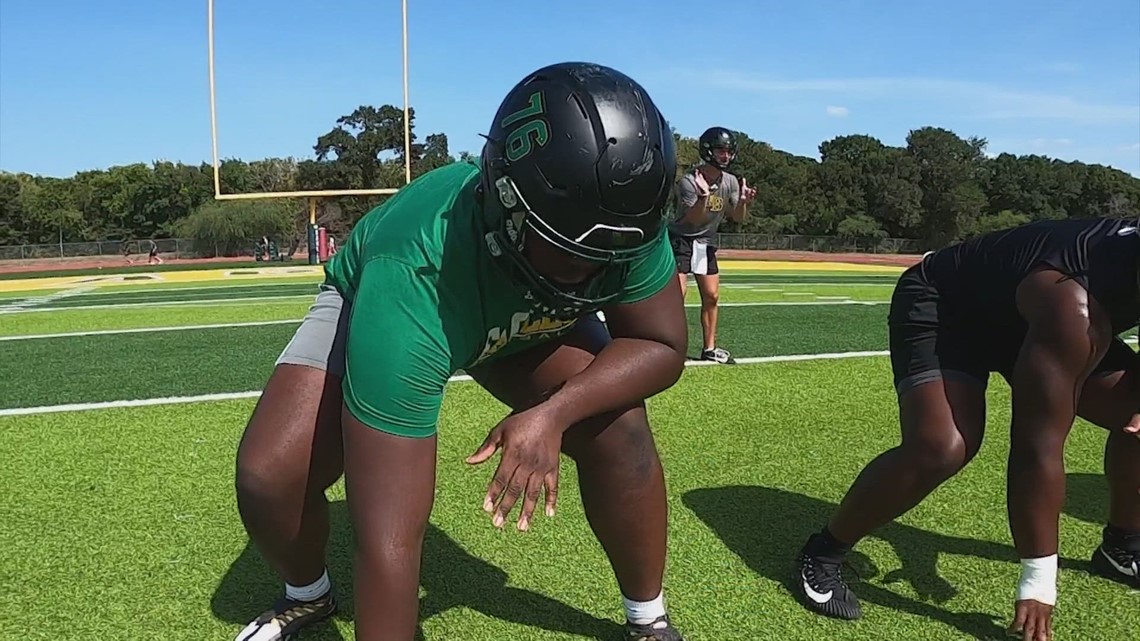 No problem with being a ‘big boy': Bennett Warren is one of nation’s ...