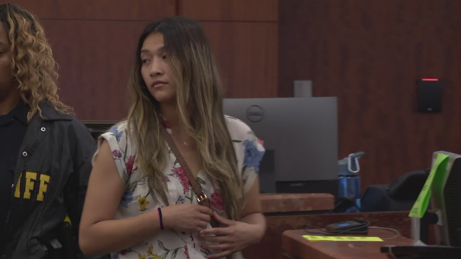 4 children left in hot car while mom picked up pizza, Pct. 4 says ...