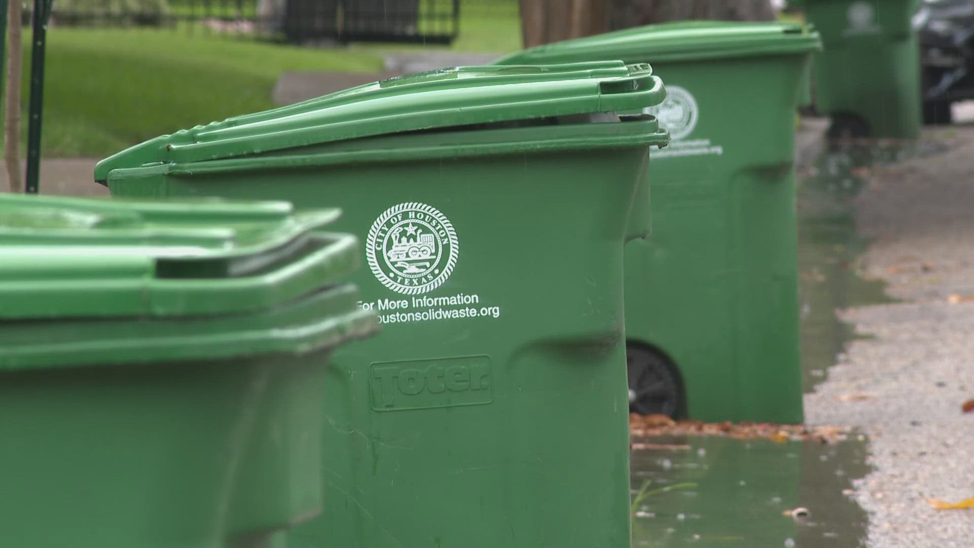 Houston recycling problems could be caused by single facility | khou.com