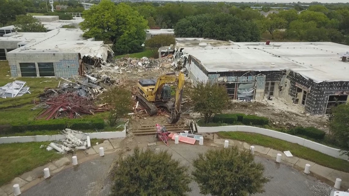 'It hurt everybody': Walls come down at Cowboys' Valley Ranch | khou.com