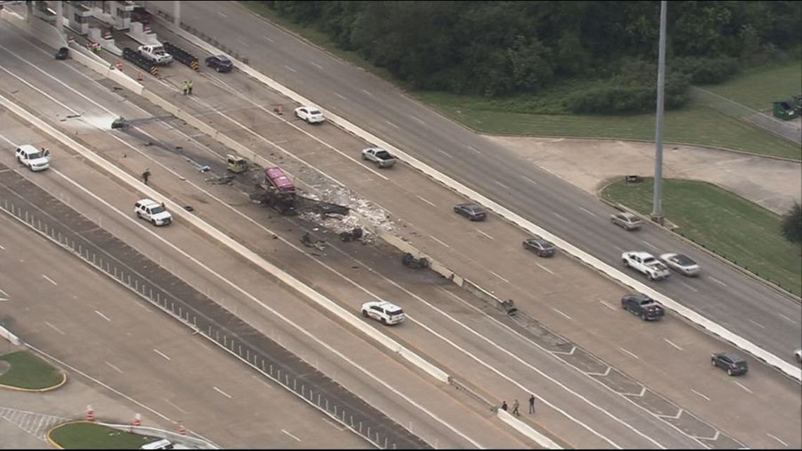 Trucker injured in major crash on Beltway 8 near Almeda | khou.com