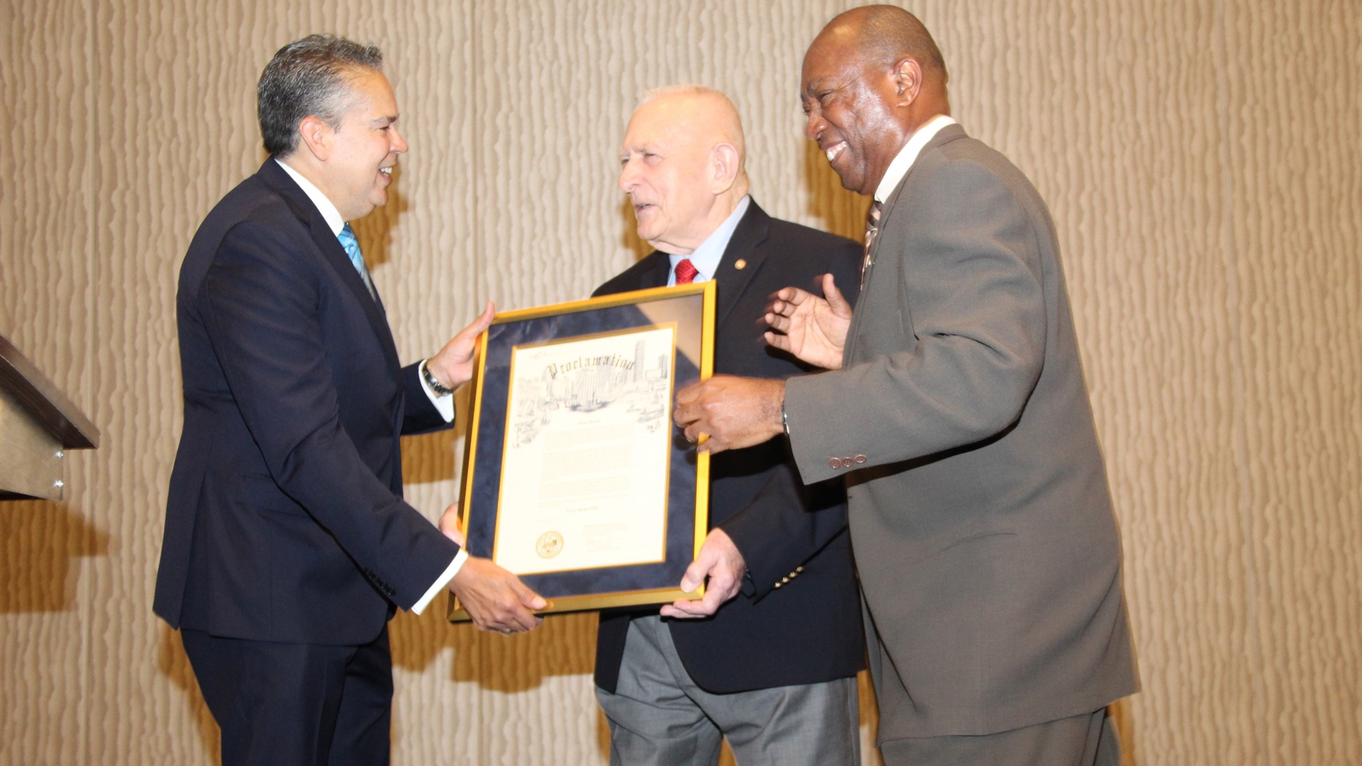 NASA flight director Gene Kranz honored at Space Center Houston ...