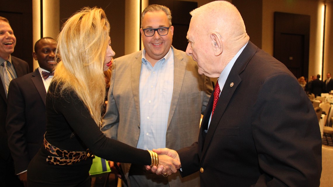 NASA flight director Gene Kranz honored at Space Center Houston ...