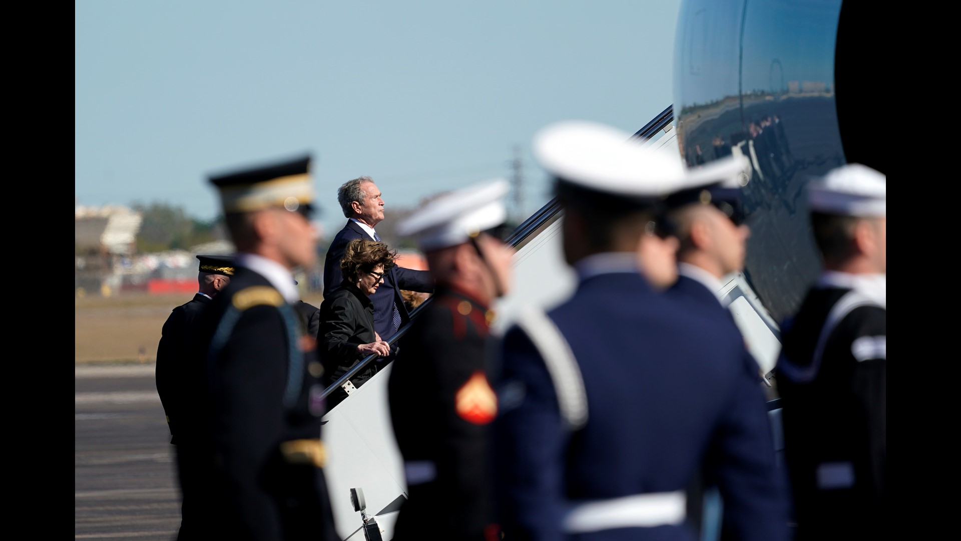 The difference between 'lying in state' and 'lying in repose' | khou.com