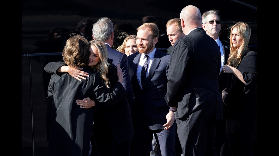 The difference between 'lying in state' and 'lying in repose' | khou.com