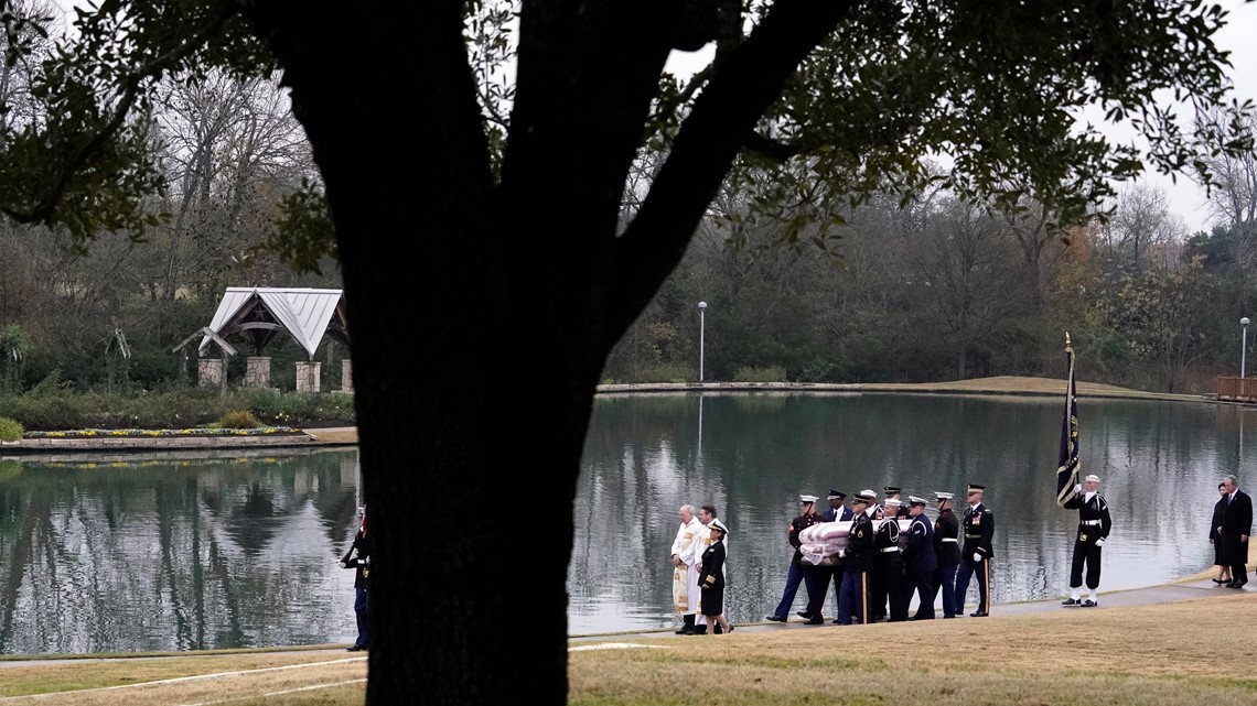 President Bush's burial site opens to the public Saturday | khou.com President Bush's burial site opens to the public Saturday | khou.com