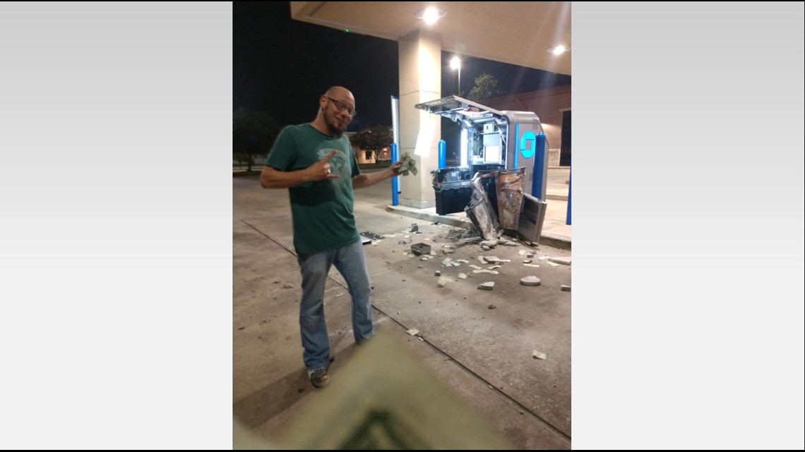 Couple protects $250,000 in cash after witnessing ATM smash-and-grab ...