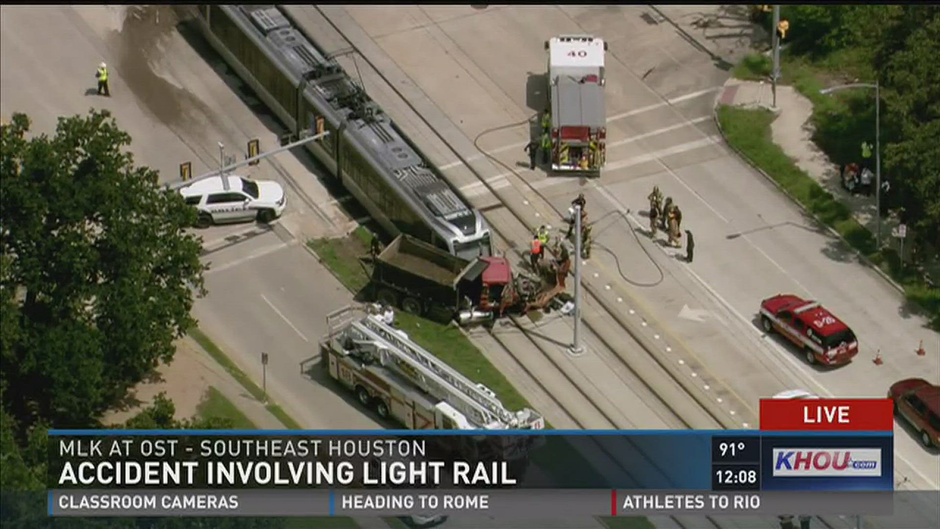 Light rail incident near UH | khou.com