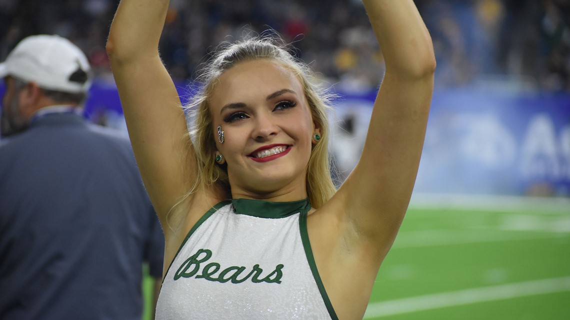 Photos: Baylor’s Cheerleaders, Dance Team & Marching Band at 2018 Texas ...