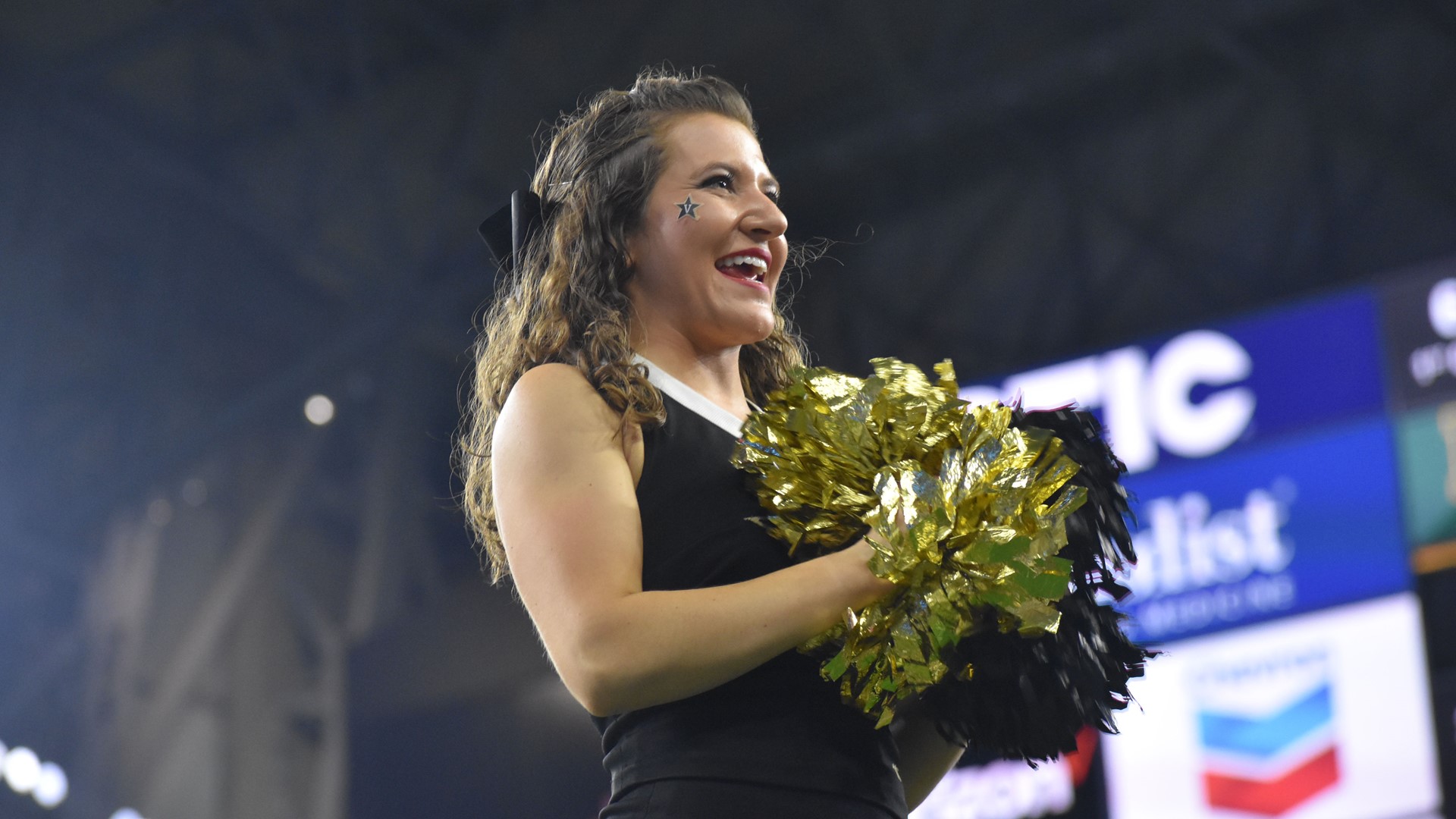 Photos: Vanderbilt’s Cheerleaders, Dance Team & Marching Band at 2018 ...