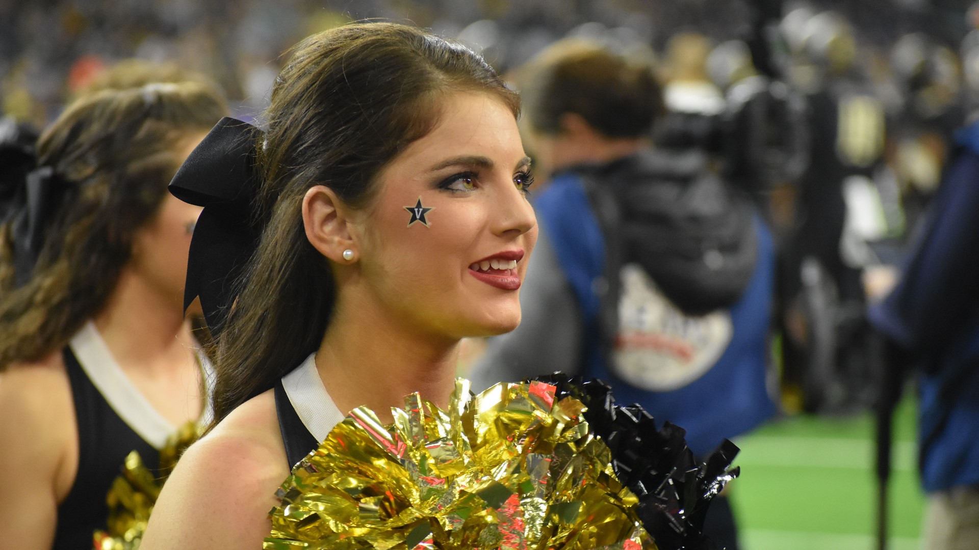Photos: Vanderbilt’s Cheerleaders, Dance Team & Marching Band at 2018 ...