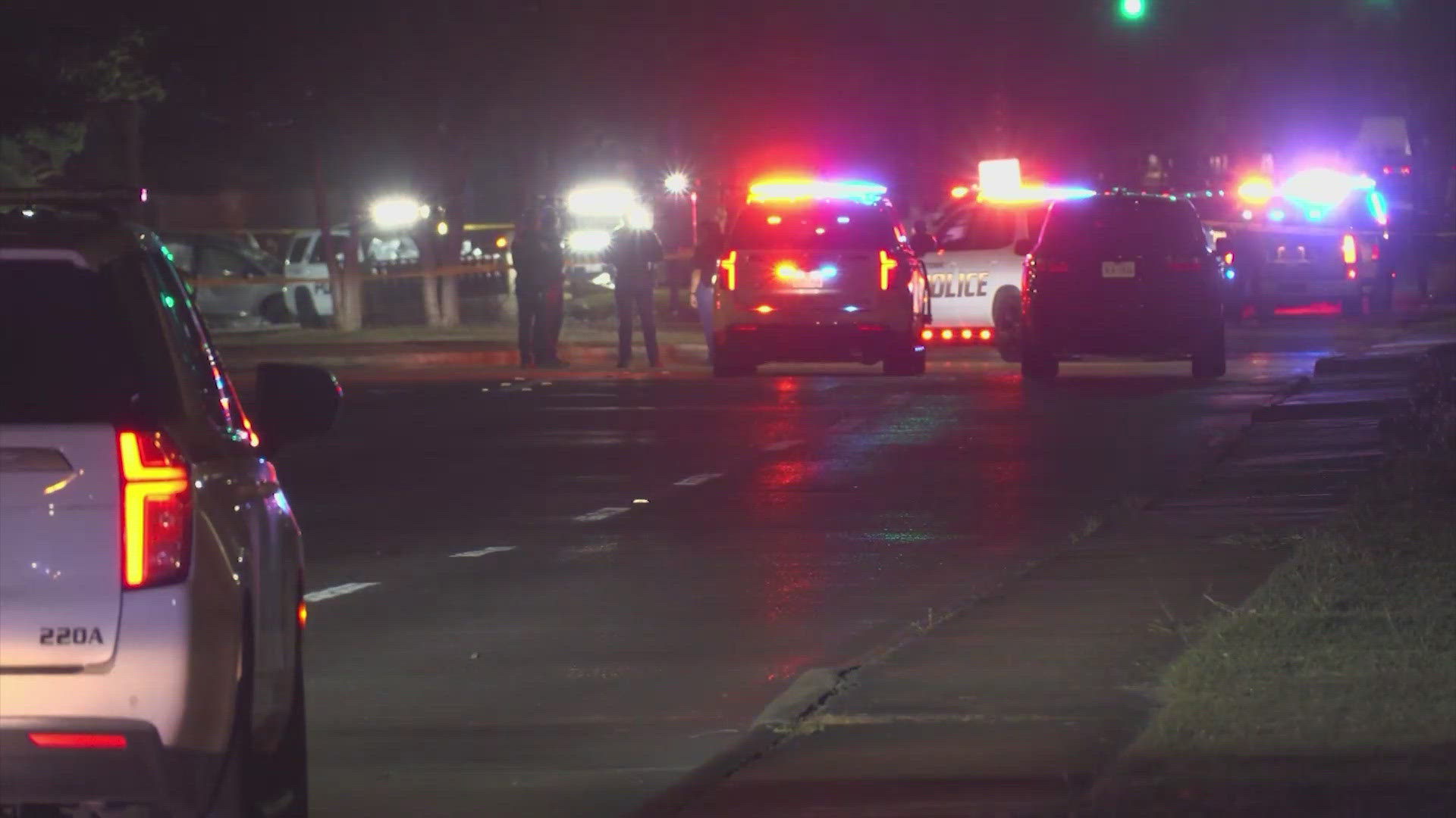 Baytown police officer charged with manslaughter after crash that ...