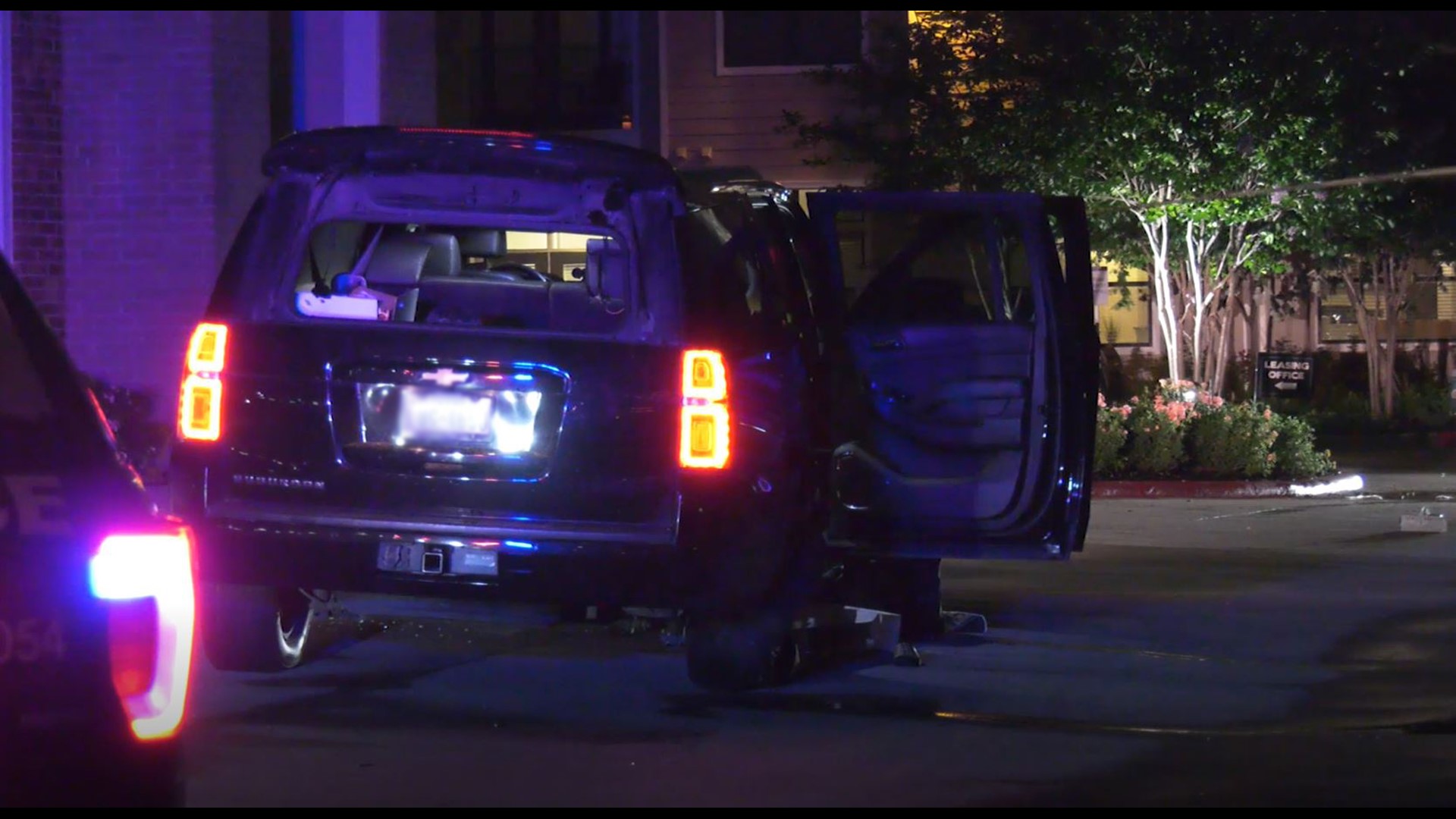 610 South Loop shooting: Limo driver killed, woman injured | khou.com