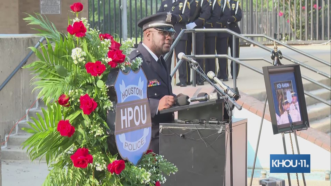 Honoring K-9 Aron: Memorial service for Houston police dog who died in ...