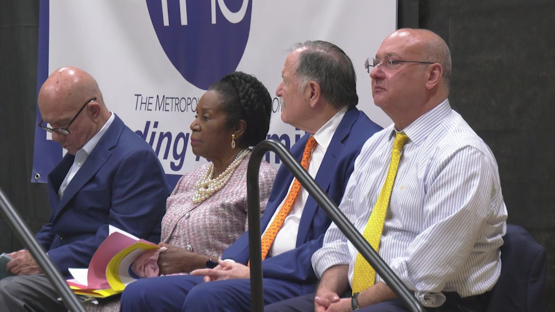 Houston mayor front runners take stage at accountability forum | khou.com