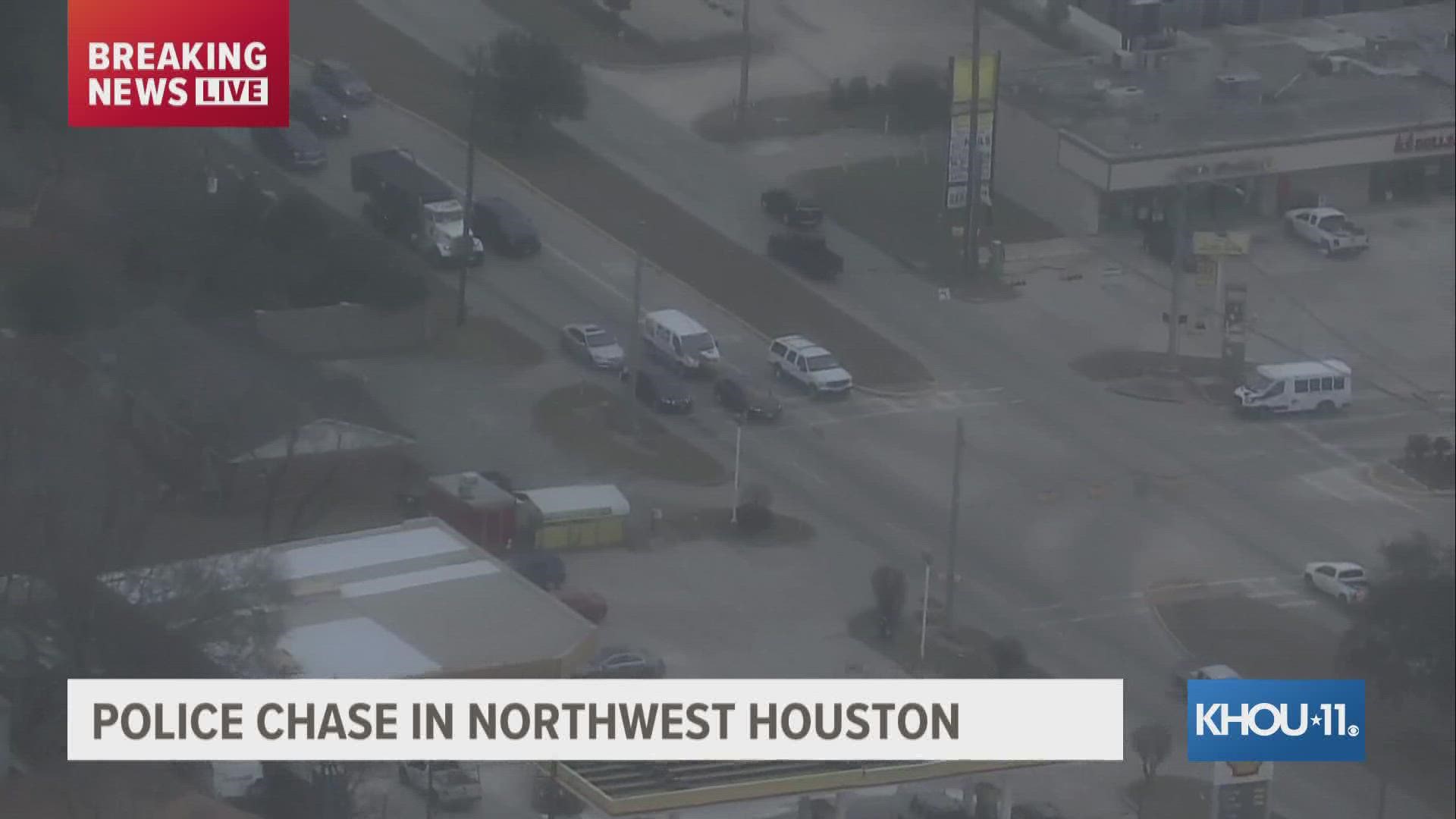 Pickup truck leads police in chase in northwest Houston | khou.com