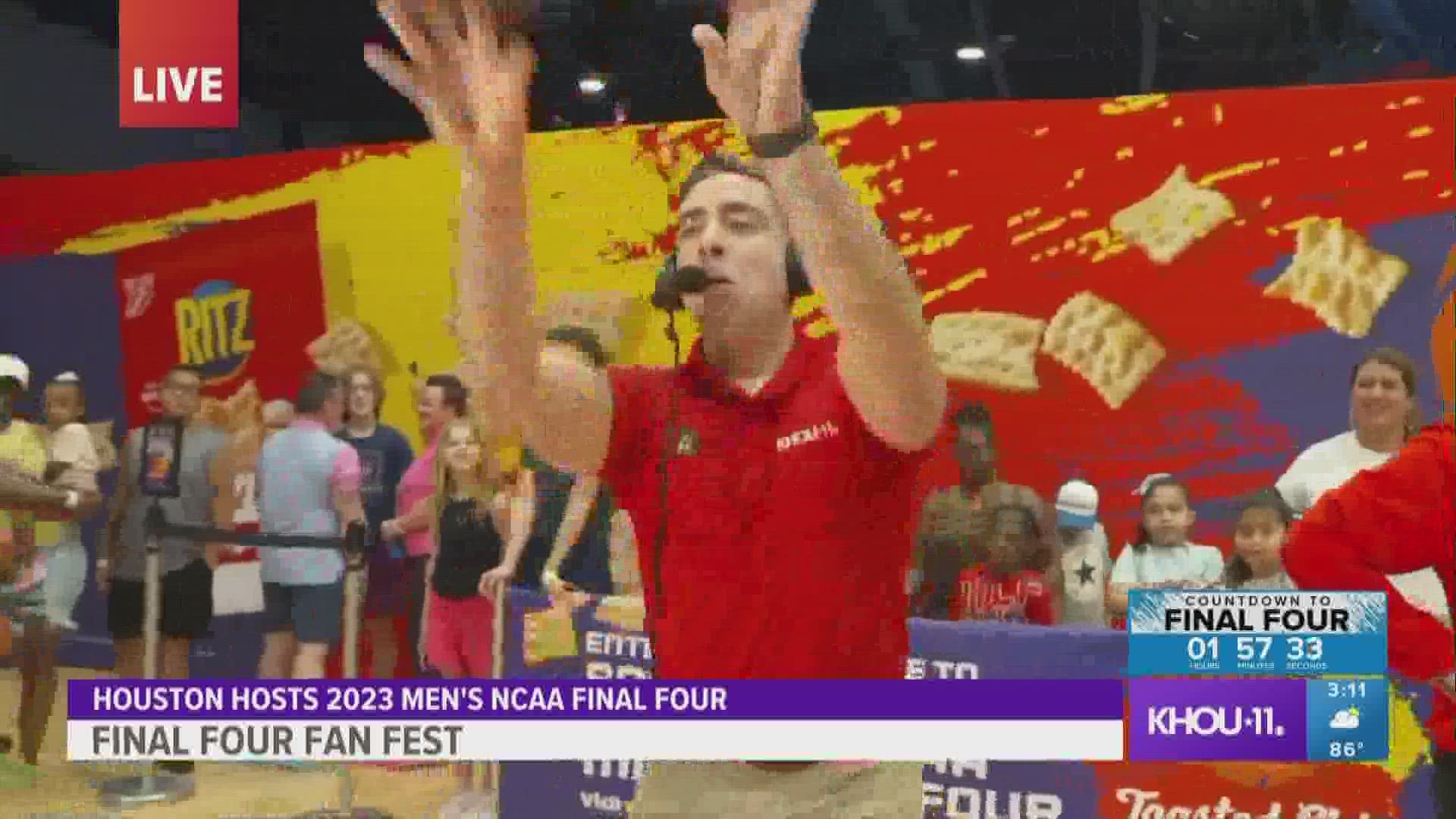 Tim Pandajis is a great meteorologist. But his hoops skills? You tell ...