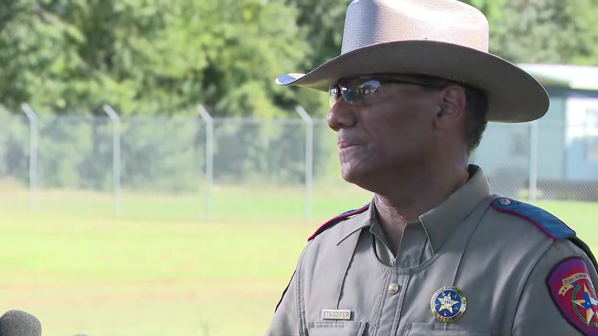 DPS gives update on deadly plane crash at Hooks Airport | khou.com