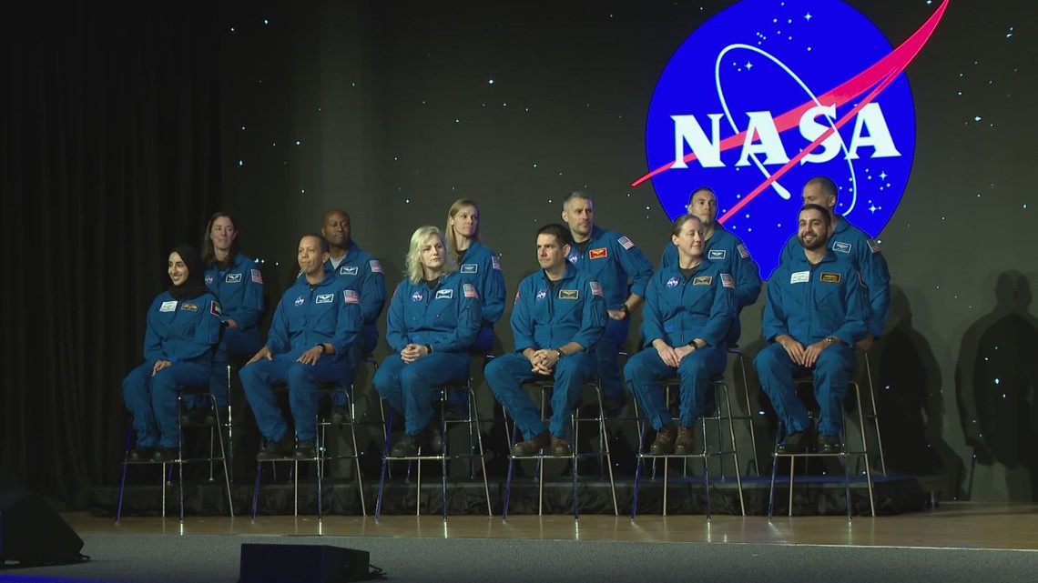 NASA honors newest astronaut graduation class | khou.com