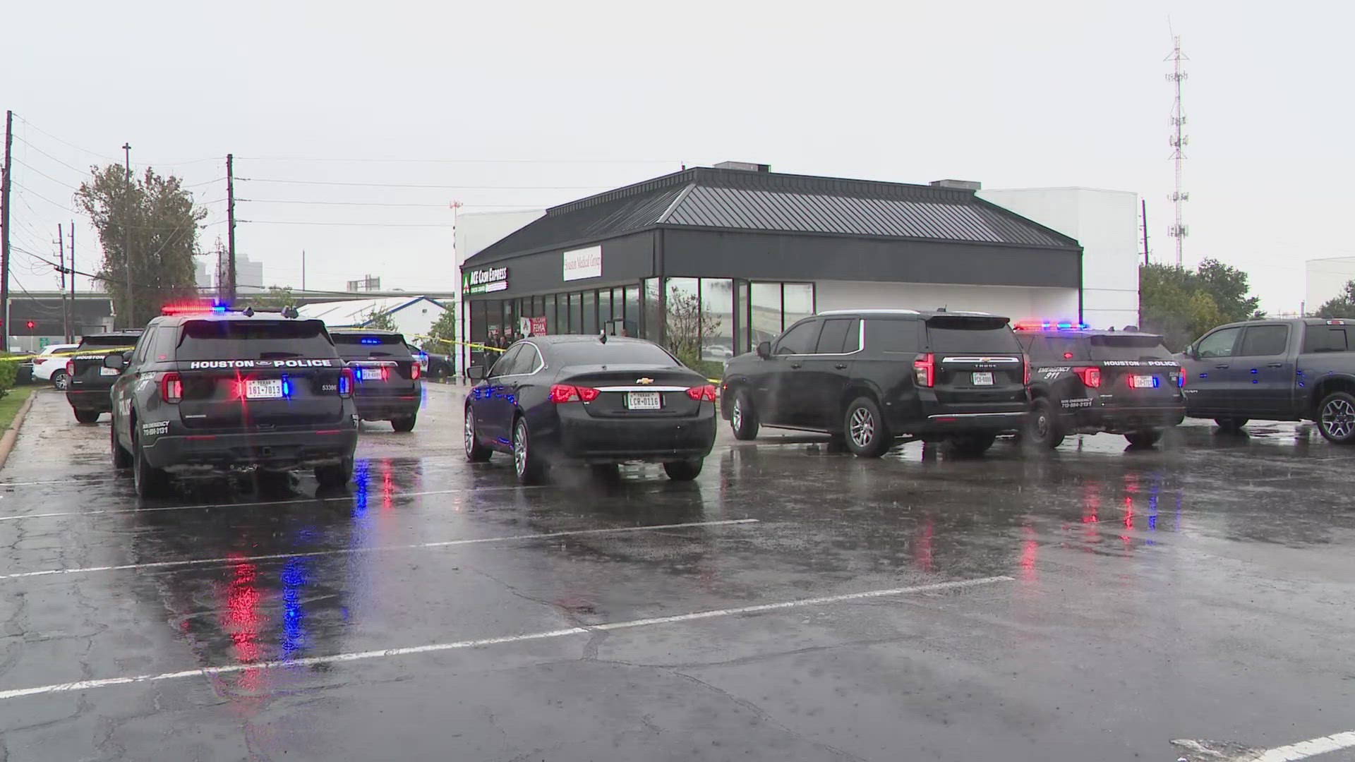 Robbery suspect used employee as 'human shield' before being shot by ...