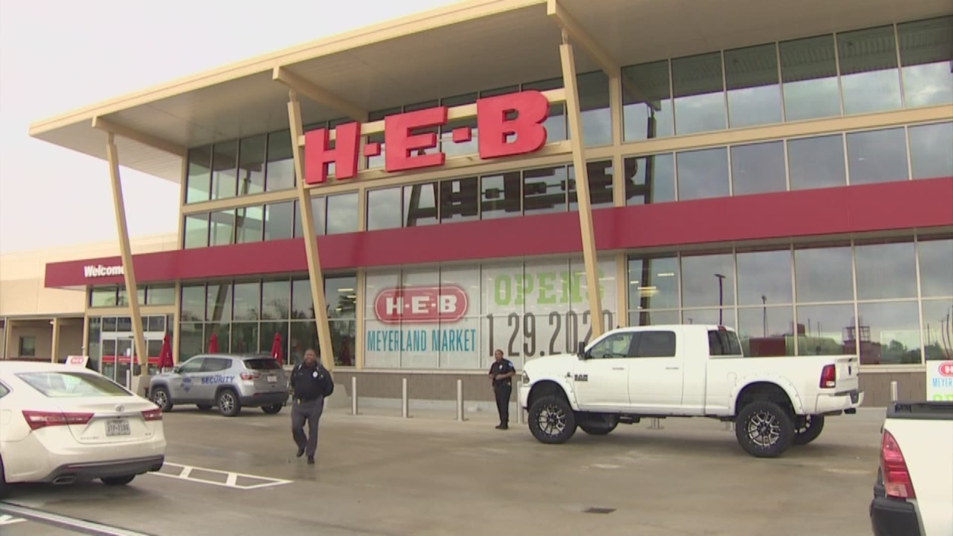 H-E-B returns to Meyerland with brand new store | khou.com