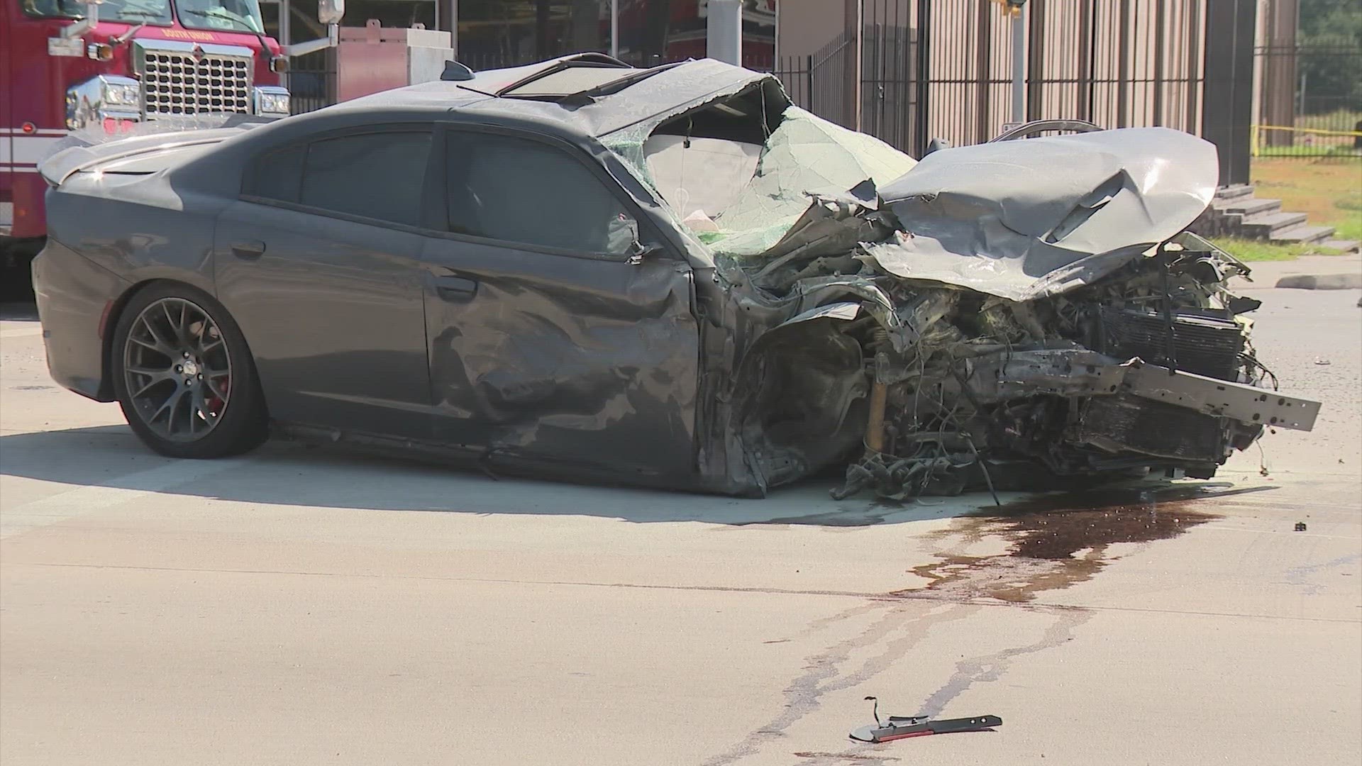 Woman killed in crash on MLK Boulevard in Houston | khou.com