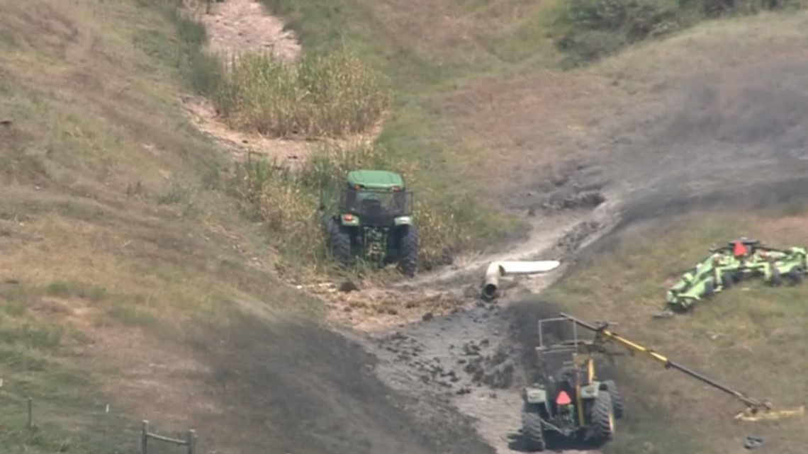Gas line explodes in southwest Fort Bend County | khou.com