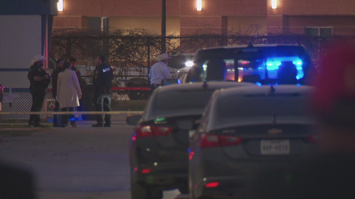 Live: Officials give update after man shot by deputies dies | khou.com