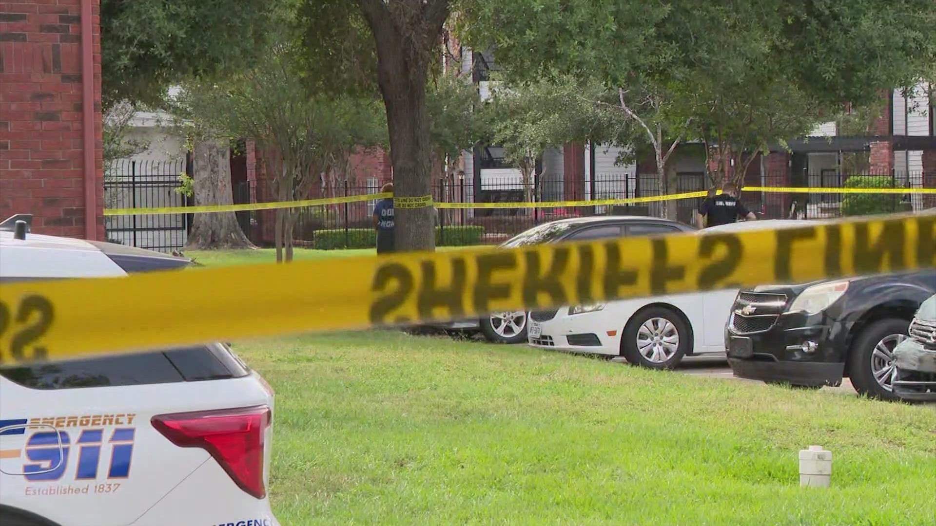 Shooting with assault rifle injures one at SW Harris County apartment ...