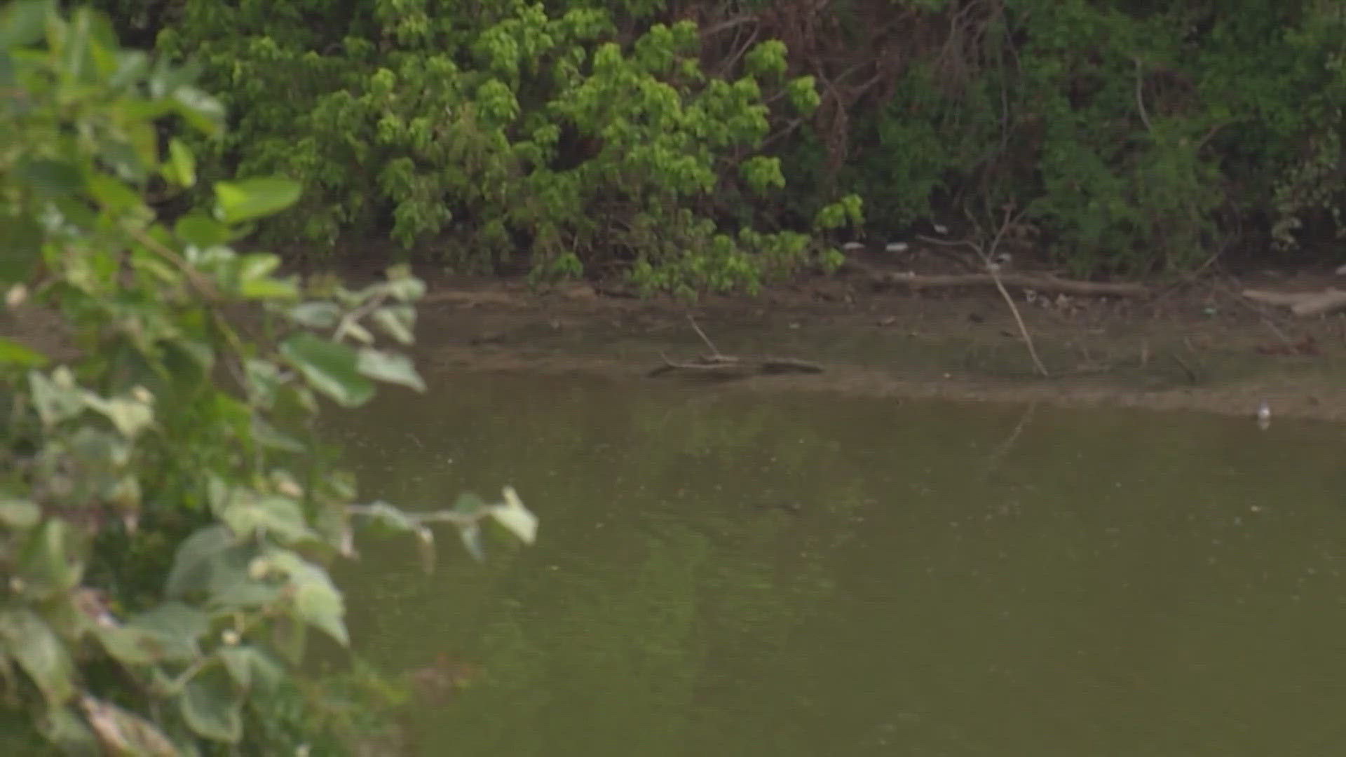 Family of Houston man found in Buffalo Bayou last year disputes police ...