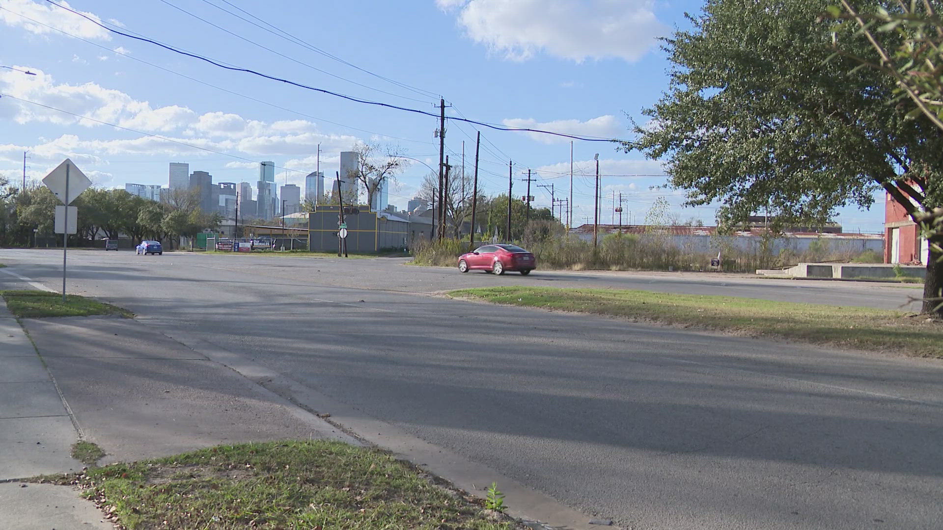 Woman fatally stabbed after argument at gas station, Houston police say ...