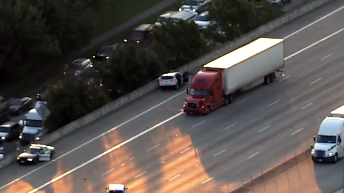 Katy Freeway crash on Thursday morning: 1 person killed, HPD says ...