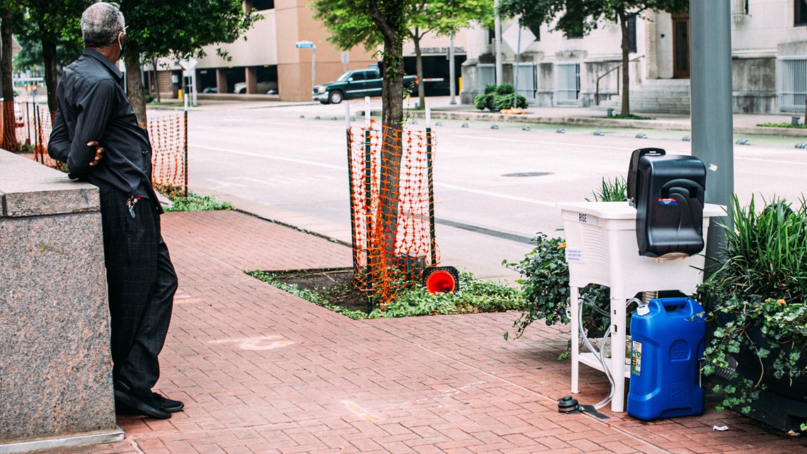 Houston church provides hand-washing stations for homeless | khou.com