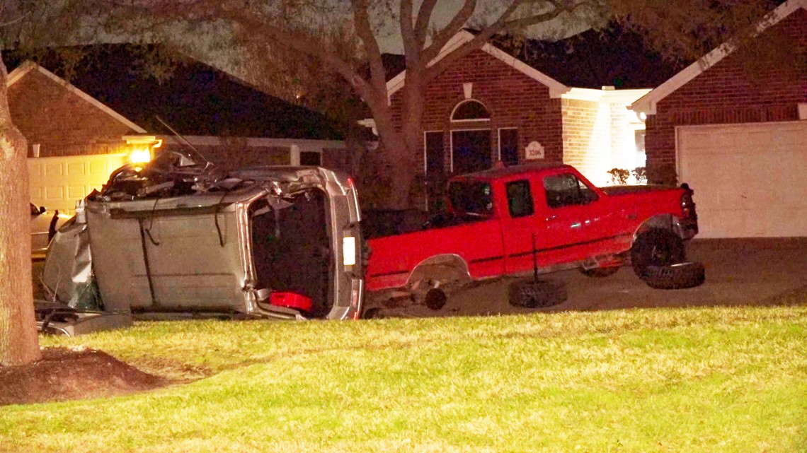 HCSO: 2 hospitalized after SUV slams into parked truck, flips near Katy ...